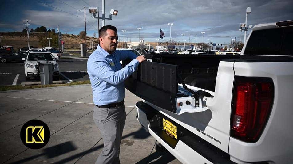 GMC Sierra's Multi-Pro Tailgate is Easy to Use and Ready for Any Cargo ...