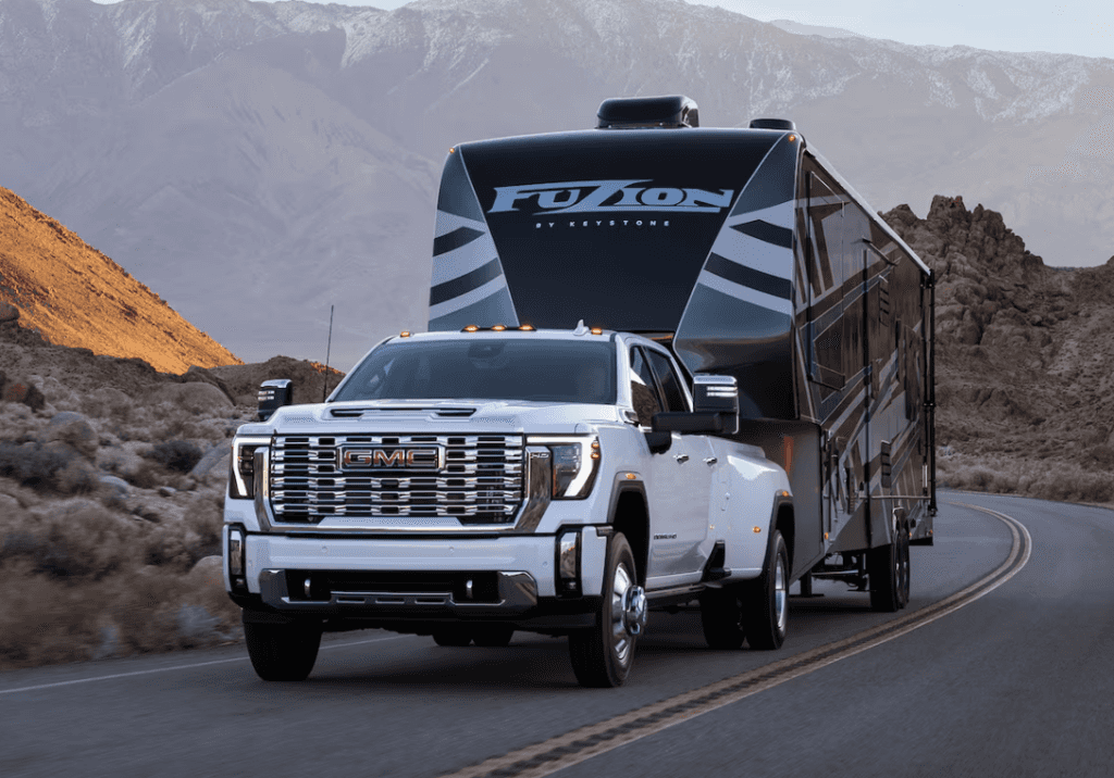 2025 GMC Sierra 2500 vs. 2025 Ford F250 — Ultimate Showdown | Steve ...